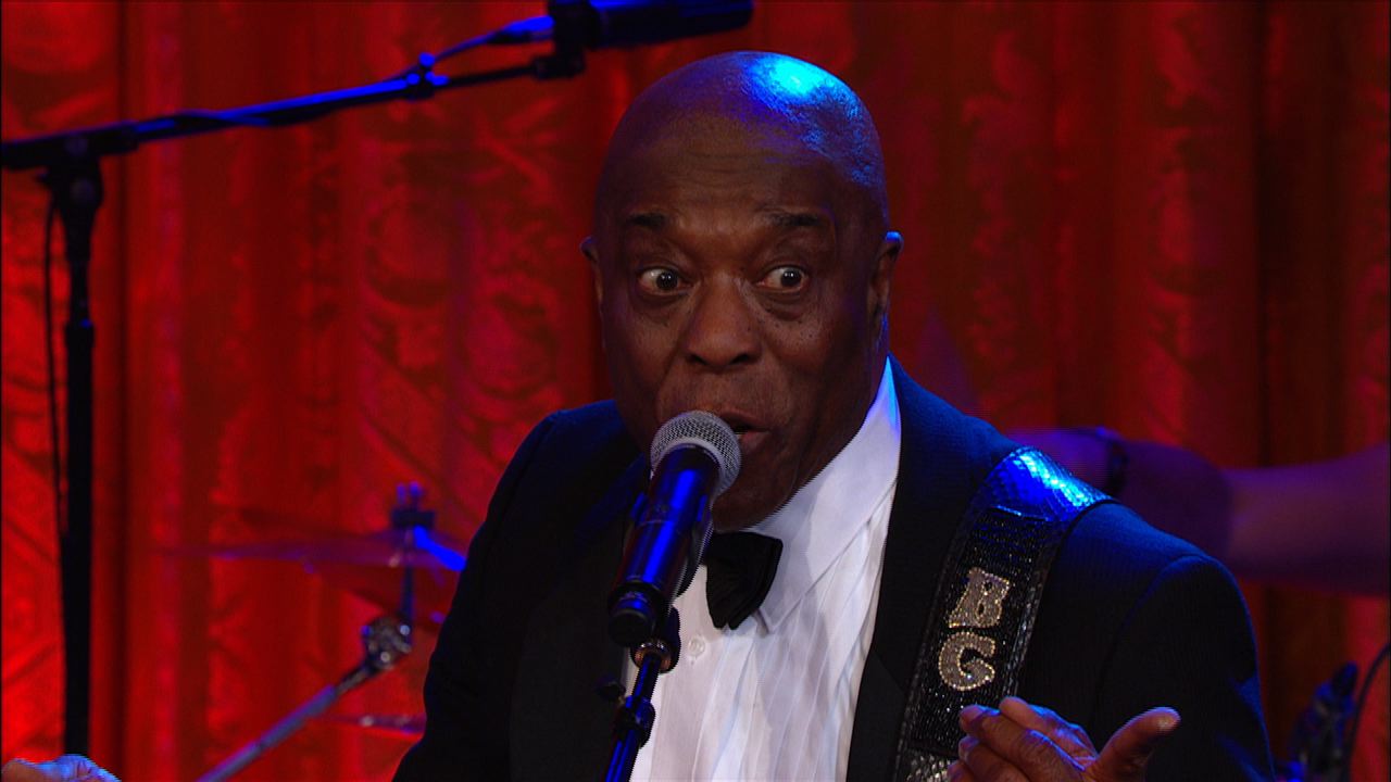 Buddy Guy & Ensemble Perform "Sweet Home Chicago" at In Performance at ...