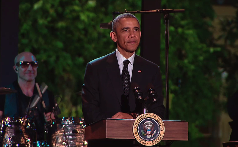 The President and First Lady Host "A Salute to the Troops: In ...