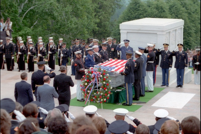 President Reagan attends Memorial Day services | The White House