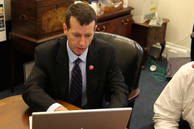 David Plouffe answers questions during Office Hours | The White House